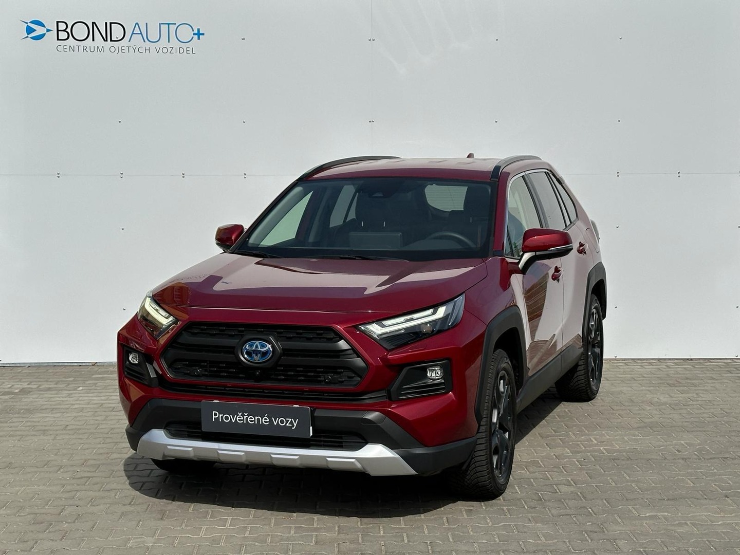 Zobrazit nabídky vozů - SUV již od 119 900 Kč | Toyota Prověřené vozy