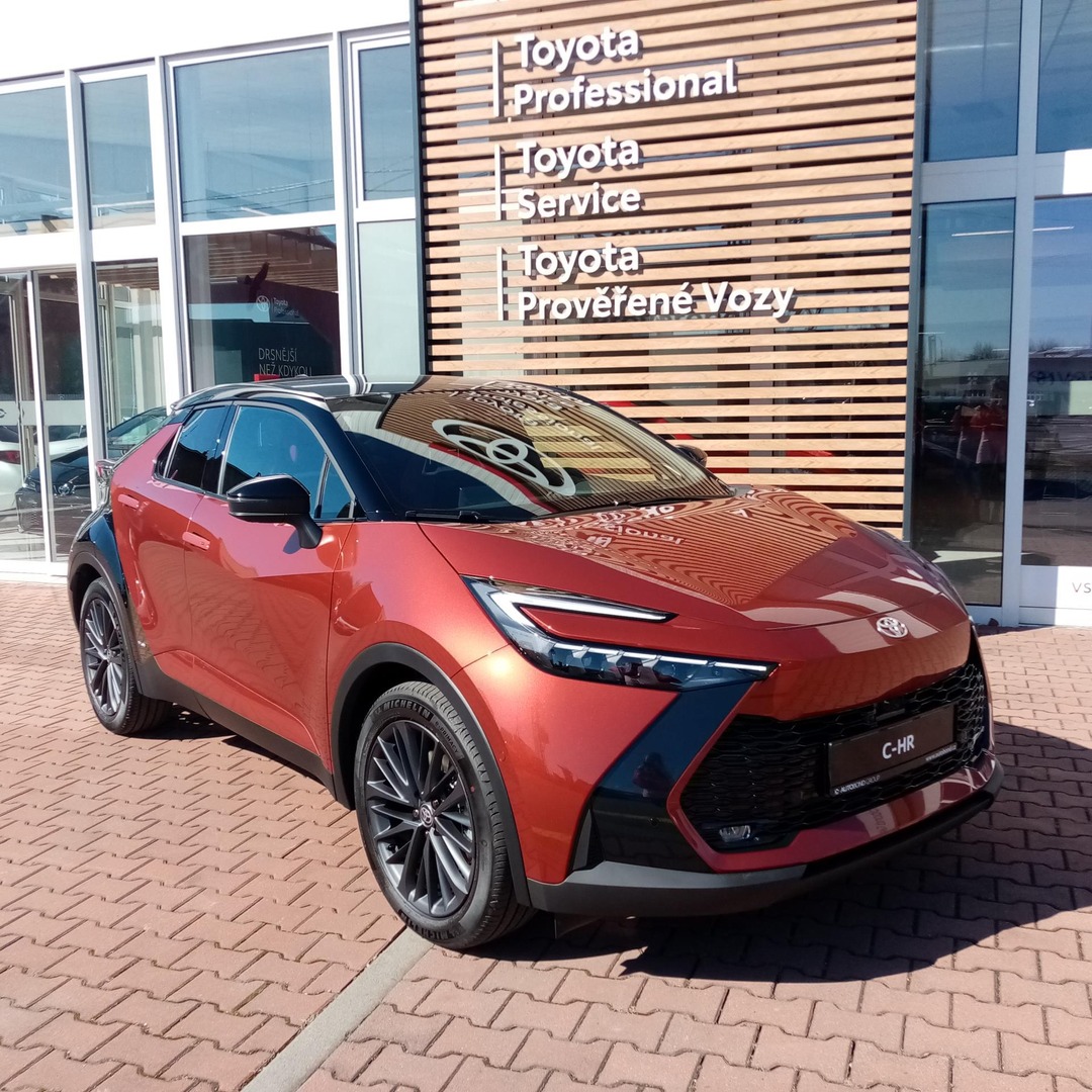 Nabídka vozu Toyota C-HR 2.0 Benzín 2025 1 112 400 Kč s DPH Toyota ...
