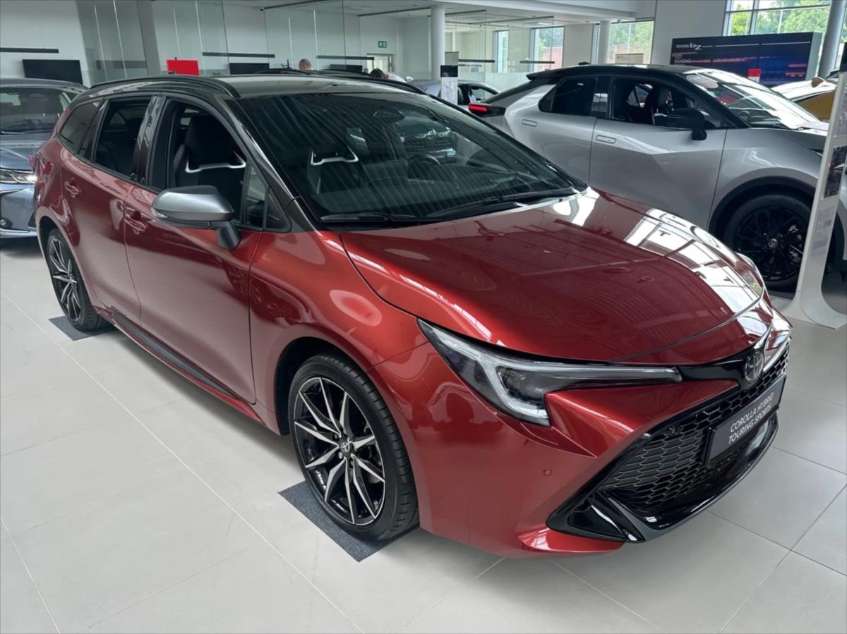 Nabídka vozu Toyota Corolla 1.8 Benzín 2024 799 900 Kč s DPH LOUWMAN ...