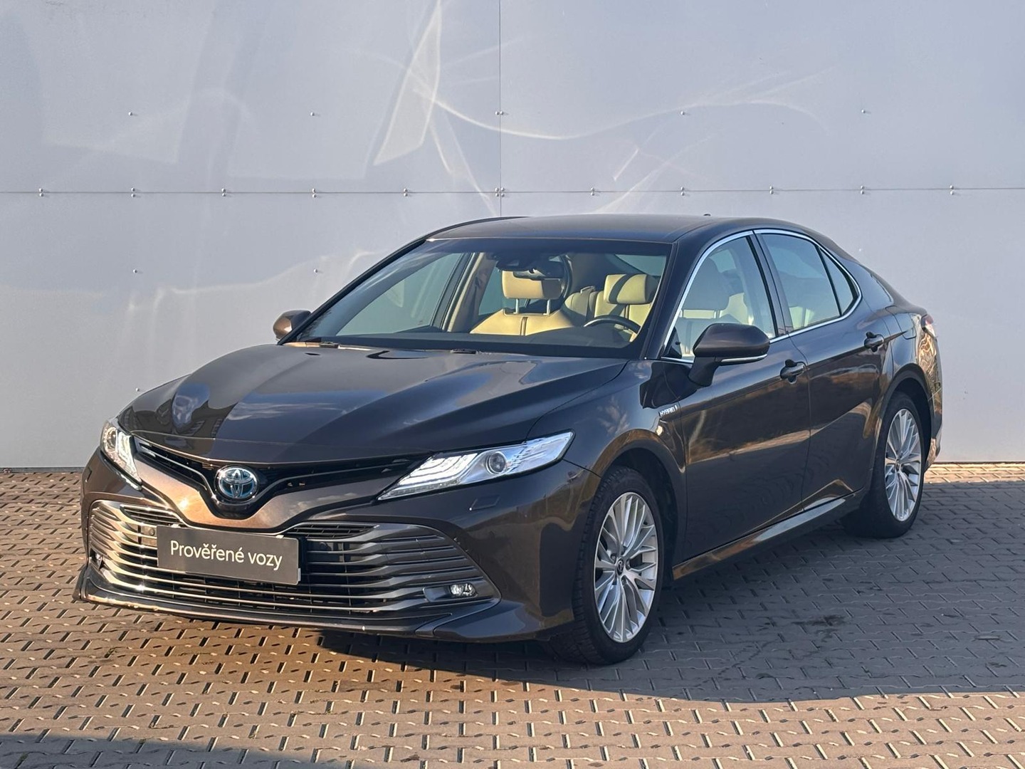 Zobrazit nabídky vozů - Camry již od 479 000 Kč | Toyota Prověřené vozy