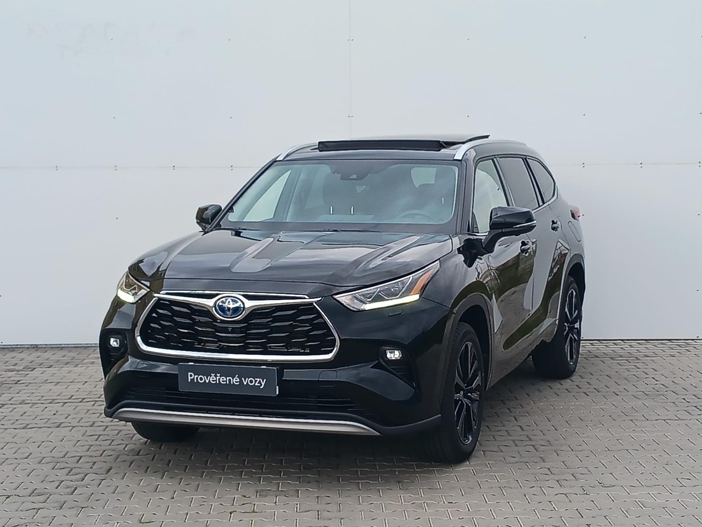 Zobrazit nabídky vozů - Highlander již od 929 901 Kč | Toyota Prověřené ...
